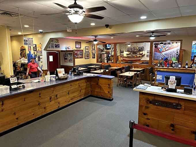 Walk into this nautical wonderland and suddenly you're transported straight to a Massachusetts fishing village, minus the cold.