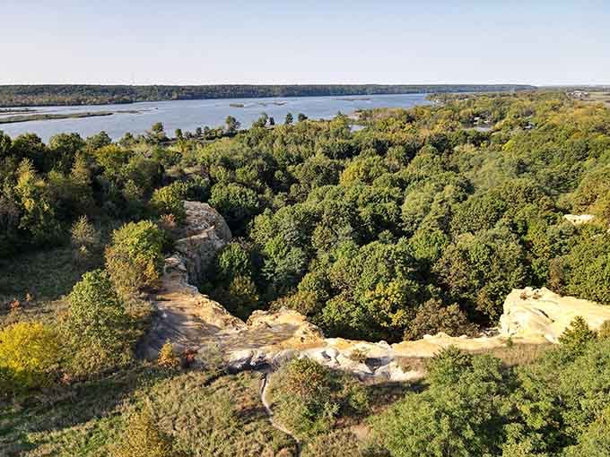 From up here, the Illinois River Valley unfolds like a living postcard you didn't know existed.