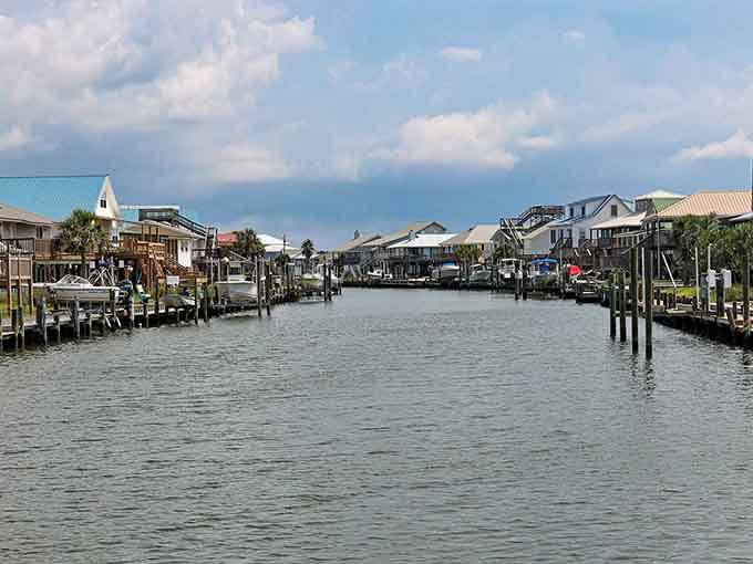 These waterfront homes prove that some people take "waterbed" way too literally, and honestly, we're not mad about it.