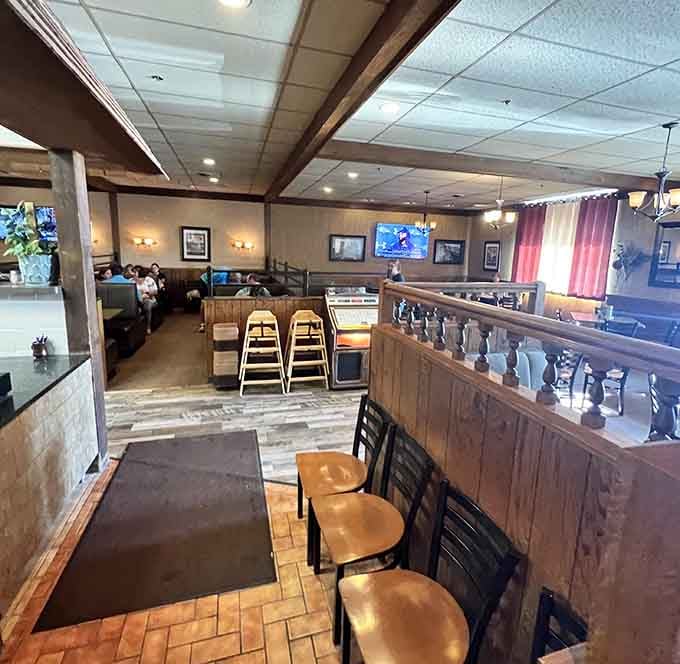 The kind of welcoming space where families gather and pizza lovers find their happy place every single time.