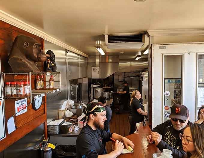 Inside, the gorilla watches over the operation like a benevolent protector of all things smoked and delicious.