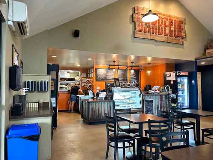 Clean, simple, and focused on what matters: getting exceptional smoked meat from the counter to your table fast.