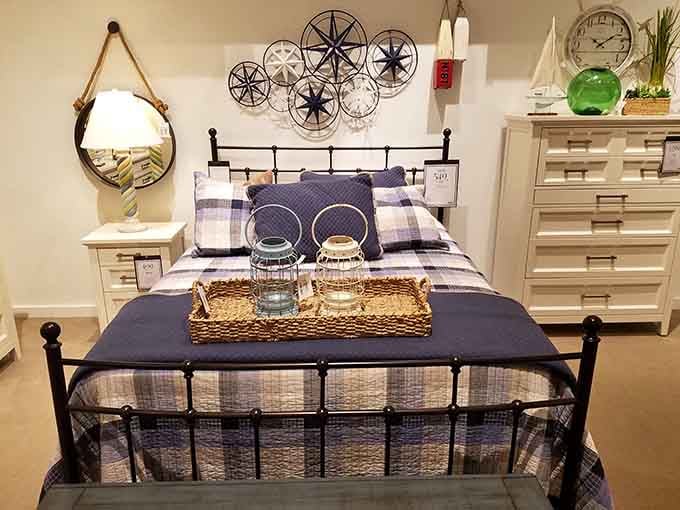 This nautical-themed bedroom setup makes you want to redecorate immediately, even if you just finished last month.