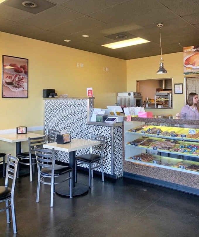 Simple tables, bright displays, and donuts for days, this is what breakfast dreams are made of, friends.