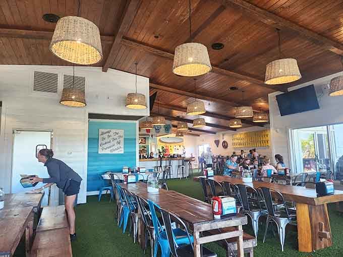 Picnic baskets as light fixtures? Somebody's interior designer deserves a raise and possibly a medal for commitment to theme.