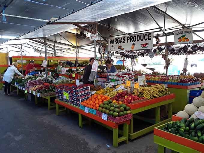 Fresh produce displayed with pride, because vegetables this colorful deserve their moment in the spotlight.