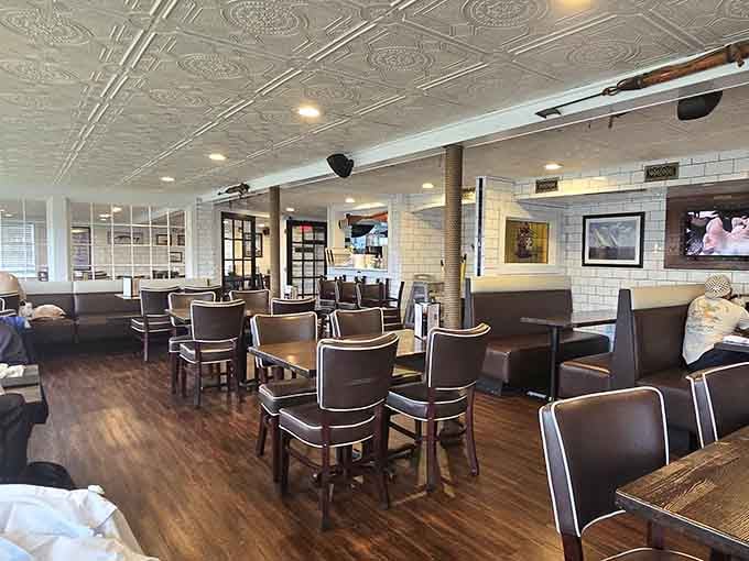 Clean, bright, and unpretentious, this dining room lets the food do all the talking it needs.