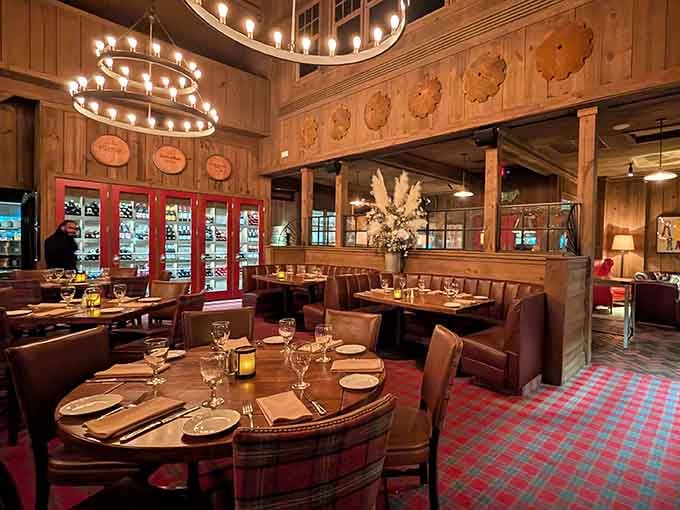 Warm wood, plaid carpeting, and leather booths create the upscale lodge vibe your dinner deserves tonight.