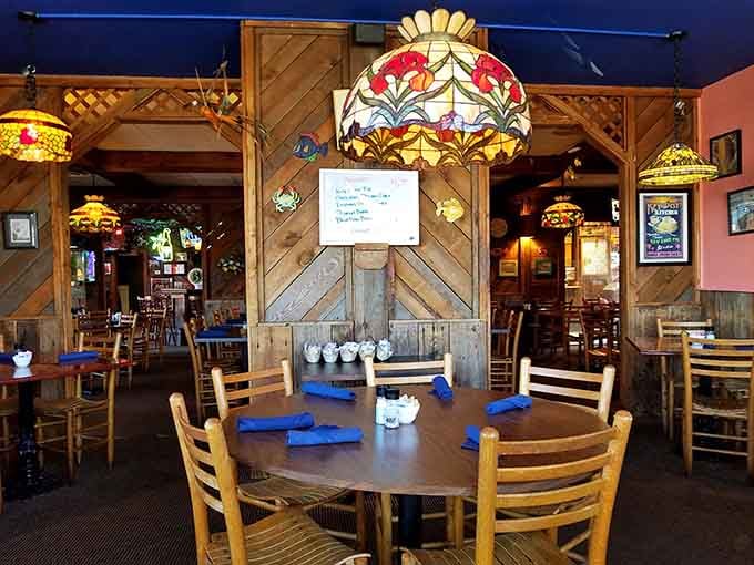 Step inside and suddenly you're dining on a ship, complete with stained glass lamps that would make any captain jealous.