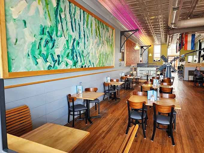 Walk into this space and suddenly Springfield feels a whole lot closer to the canals of Amsterdam than you'd expect.