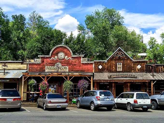 The false-front buildings look like they're auditioning for a Western, complete with hanging flower baskets softening all that frontier swagger.
