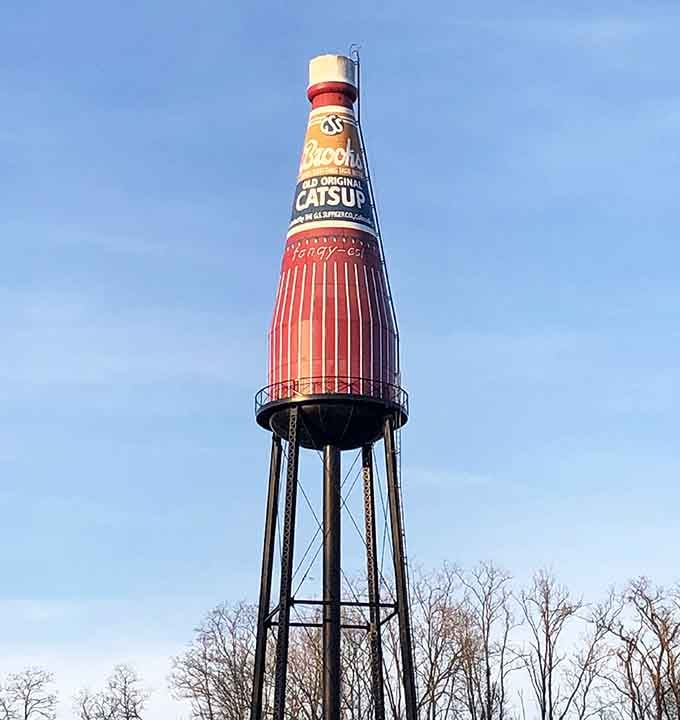 The old-school spelling "catsup" is a delightful throwback to when Eisenhower was president and diners ruled.