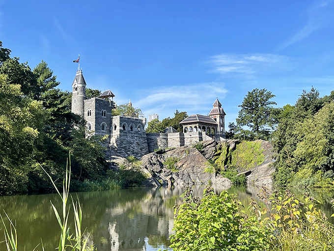 Central Park hides this miniature castle on a rock, proving New York always has another surprise waiting.