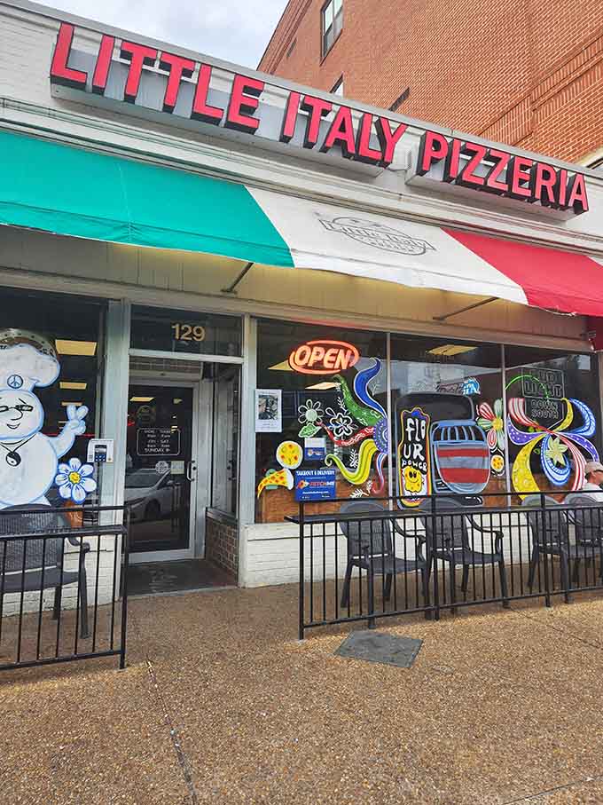 Those psychedelic window paintings practically dance with joy, announcing pizza paradise has arrived in Auburn's downtown.