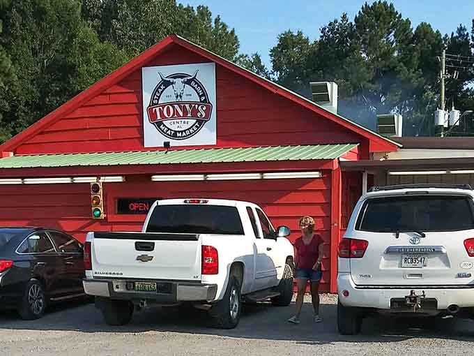 That bright red barn practically shouts "steaks here!" louder than a dinner bell on Sunday afternoon.