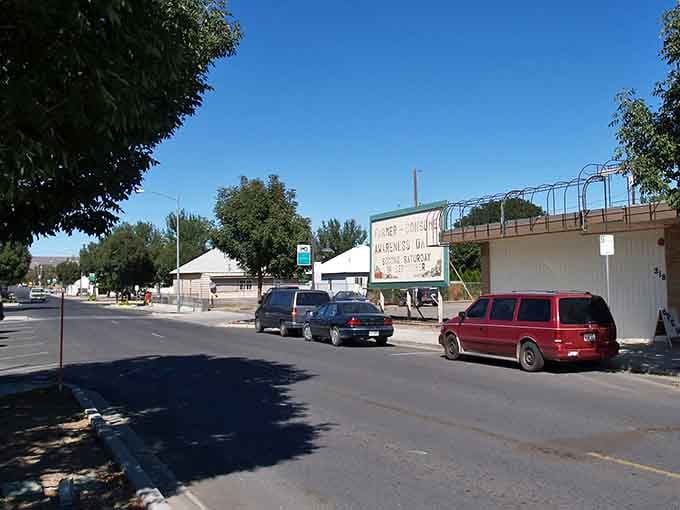 Small-town charm meets big-sky country&mdash;Quincy's quiet streets are the gateway to Eastern Washington's hidden desert paradise.