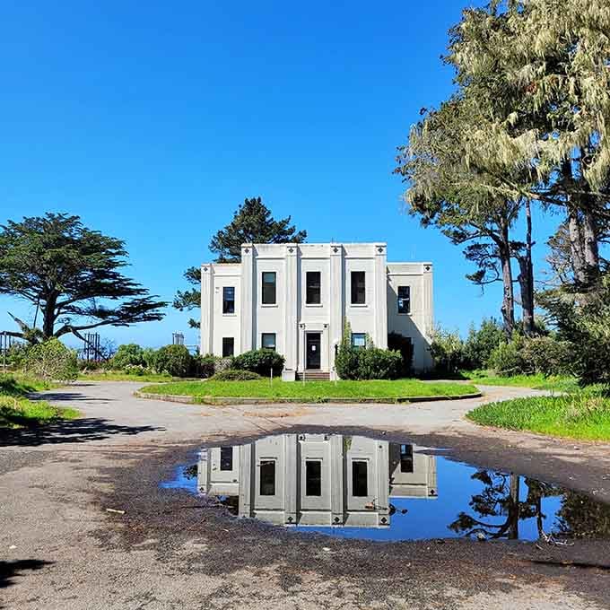 The Art Deco building at tunnel's end looks like it time-traveled from a classier era.