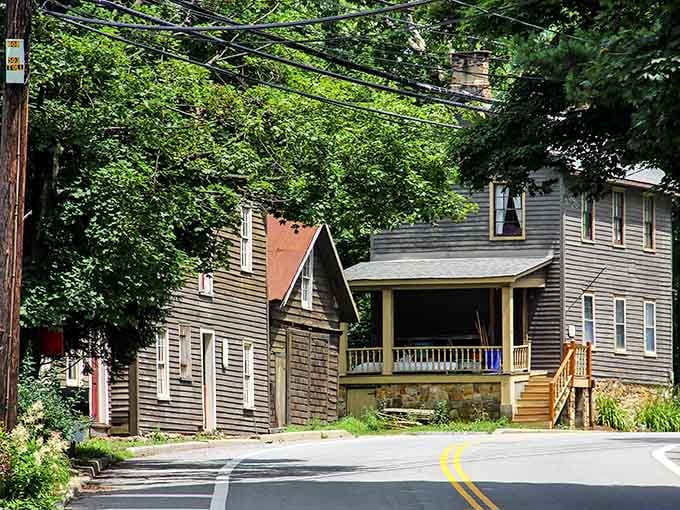 These historic buildings have seen more New Jersey history than your uncle's collection of Springsteen bootlegs combined.