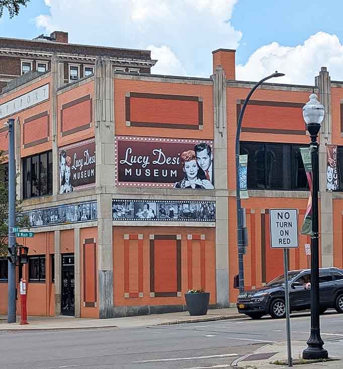 Lucy and Desi get the tribute they deserve in a building that's as charming as their on-screen chemistry.