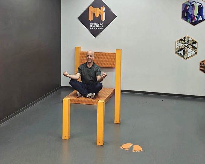 The Beuchet Chair makes you look like you've been hitting the gym, or maybe just shrunk your shoes.