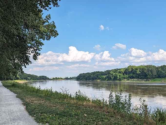 The mighty Missouri rolls past like it's been doing since Lewis and Clark, still impressive after all these years.
