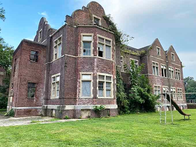 The architectural details are stunning, even if the building looks like it auditioned for every horror movie ever made.