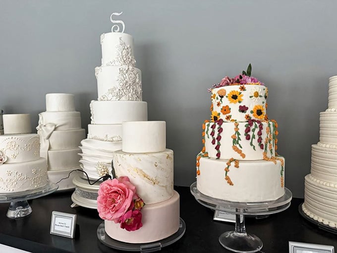 From delicate lace details to bold autumn florals, these wedding cakes are edible masterpieces worth celebrating.