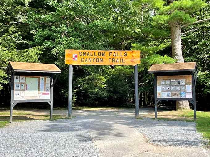 The Canyon Trail entrance welcomes you to 1.25 miles of pure magic and moderate cardio.