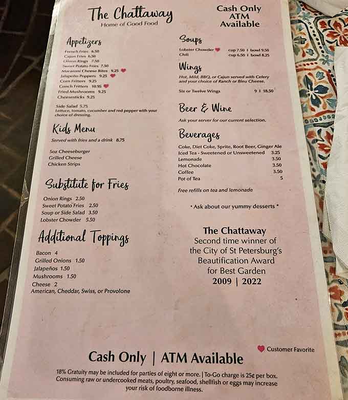 Cash only keeps things refreshingly old school, though that lobster chowder option is anything but basic diner fare.