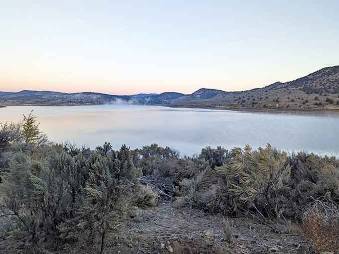 That mirror-like reflection makes you wonder where the water ends and the sky begins, doesn't it?
