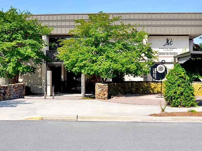 The Annette Howell Turner Center for the Arts brings culture and creativity to South Georgia without the pretension or parking nightmares.