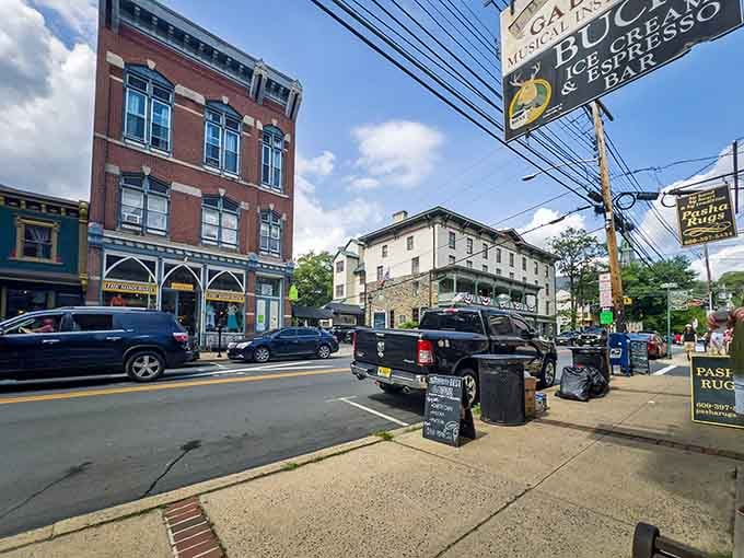 Bustling street scenes invite wandering, where storefronts, passing cars, and casual conversations turn an everyday moment into something pleasantly memorable.