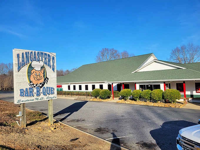 That cheerful pig in a chef's hat knows the secret to great barbecue – and he's not telling!