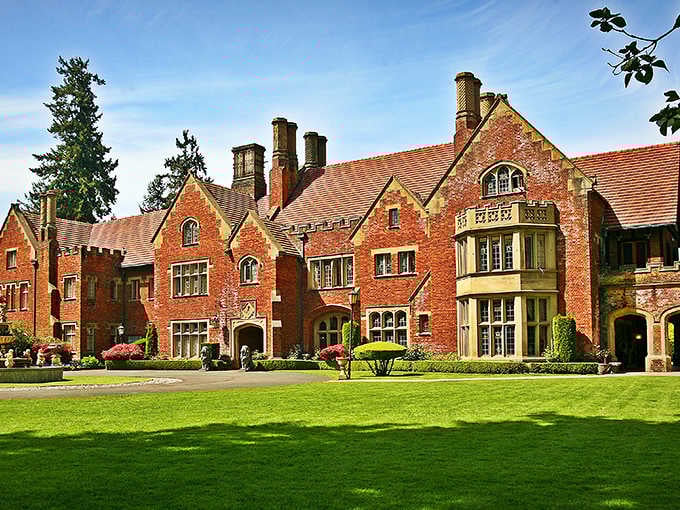 English manor meets American lakeside&mdash;those chimneys and red brick traveled quite a journey from Elizabethan England!