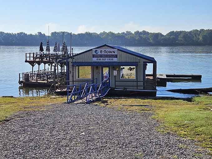 E-Town River Restaurant sits right on the water, offering laid-back views, gentle river breezes, and a peaceful Illinois dining escape.