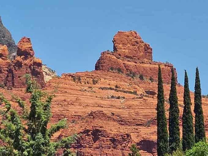 These towering red rock formations against blue sky look exactly like the postcards, except this view is completely free.