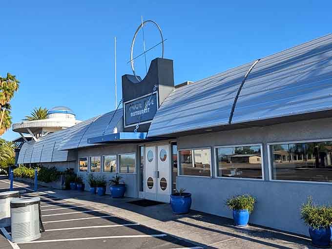 Those porthole windows and sleek curves make you feel like Captain Kirk ordering lunch between missions.