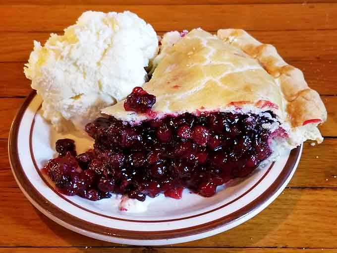 That deep purple filling topped with vanilla ice cream is pure Pacific Northwest magic on a plate.