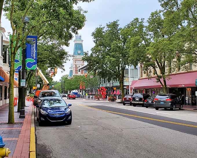 Main Street Columbus style: where grabbing coffee means strolling past buildings that belong in architecture textbooks.