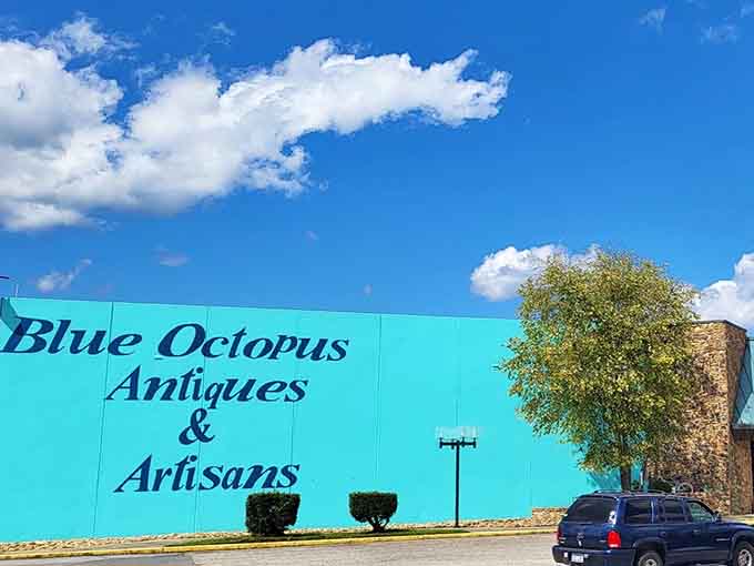 That turquoise building isn't shy about announcing itself, kind of like your aunt who wears purple to every family gathering.