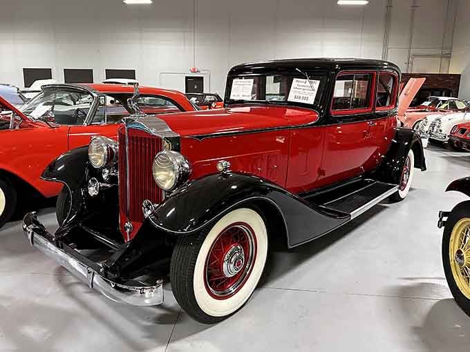 Red and black never looked so good together, like a tuxedo with attitude and whitewall tires.