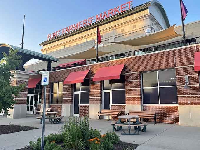 Flint Farmers' Market brings fresh, local goodness without requiring a small loan to fill your basket.