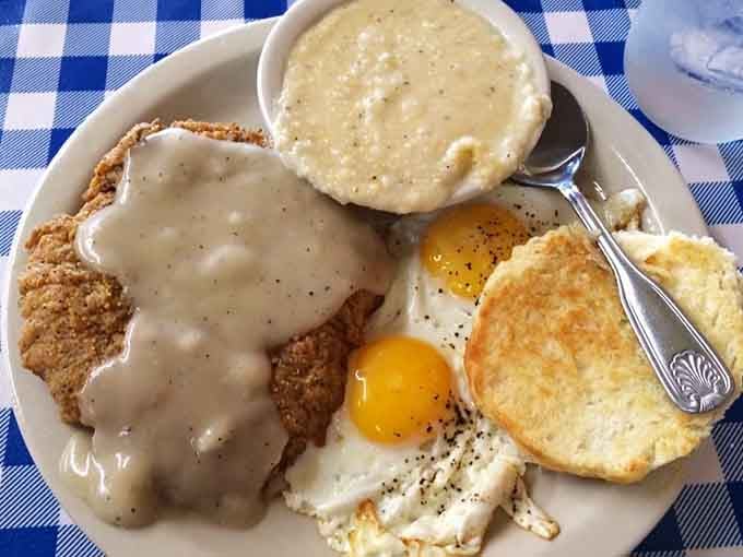 Behold the country fried steak that launched a thousand satisfied sighs and loosened a million belts across Georgia.