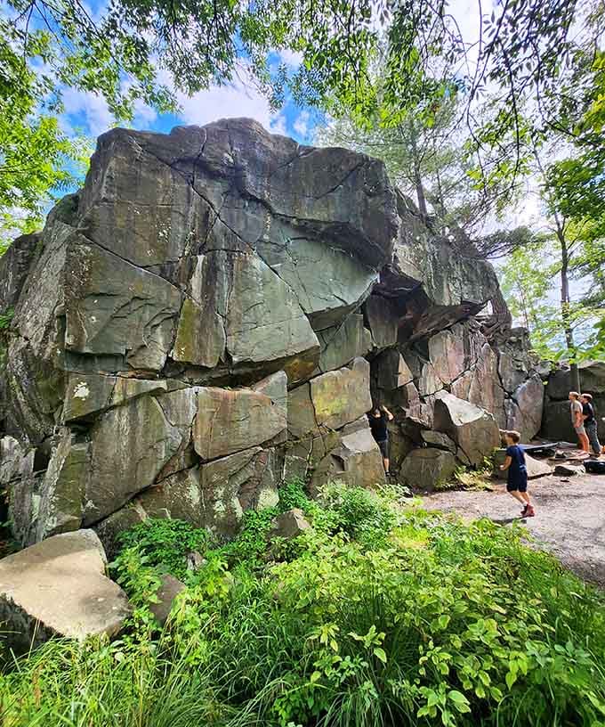 These massive rock walls reveal layers of volcanic history, standing tall like geological storytellers sharing their ancient secrets.