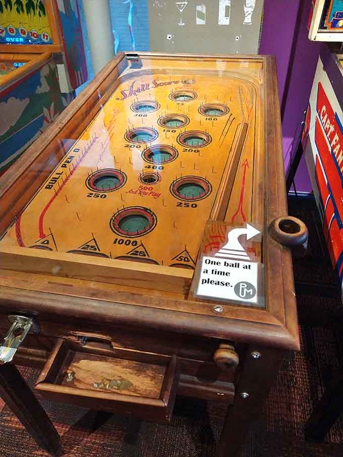 This vintage beauty proves pinball didn't always need electricity to separate you from your spare change and dignity.
