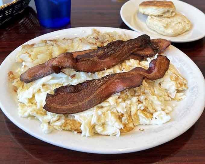 When bacon meets eggs meets home fries, beautiful things happen that poets can only dream about writing.