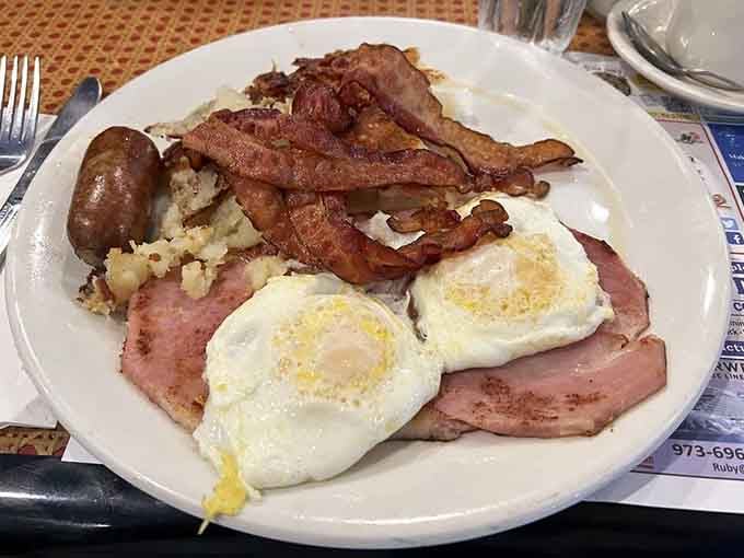 This is what "I'll just have a light breakfast" looks like when you're being honest with yourself about what you actually want.