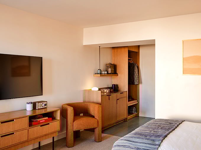 Thoughtful design details transform a simple hotel room into your own personal desert retreat with serious style.