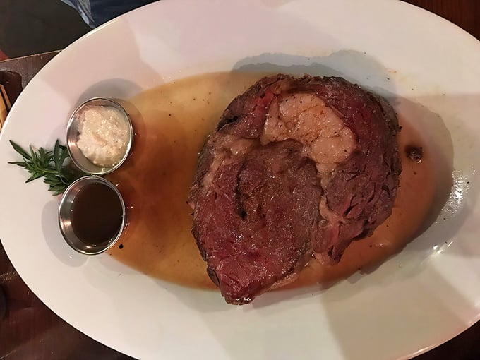 Behold the prime rib that launched a thousand return visits, swimming in its own glorious au jus.
