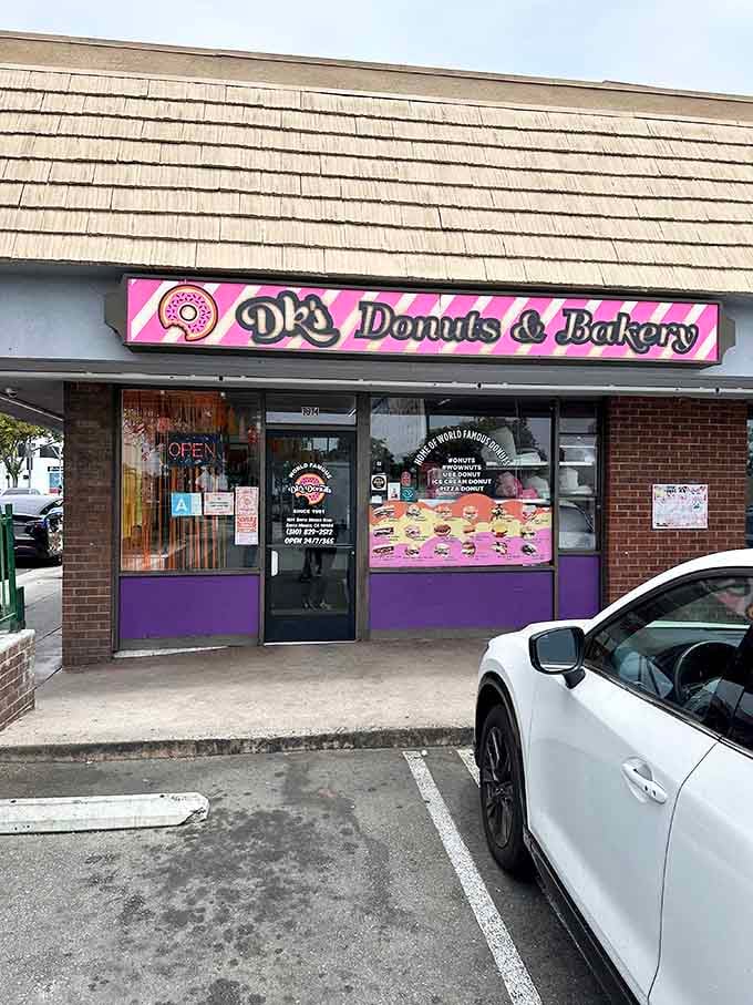 That vibrant pink and purple storefront practically shouts "come get your sugar fix" to Santa Monica's hungry crowds.